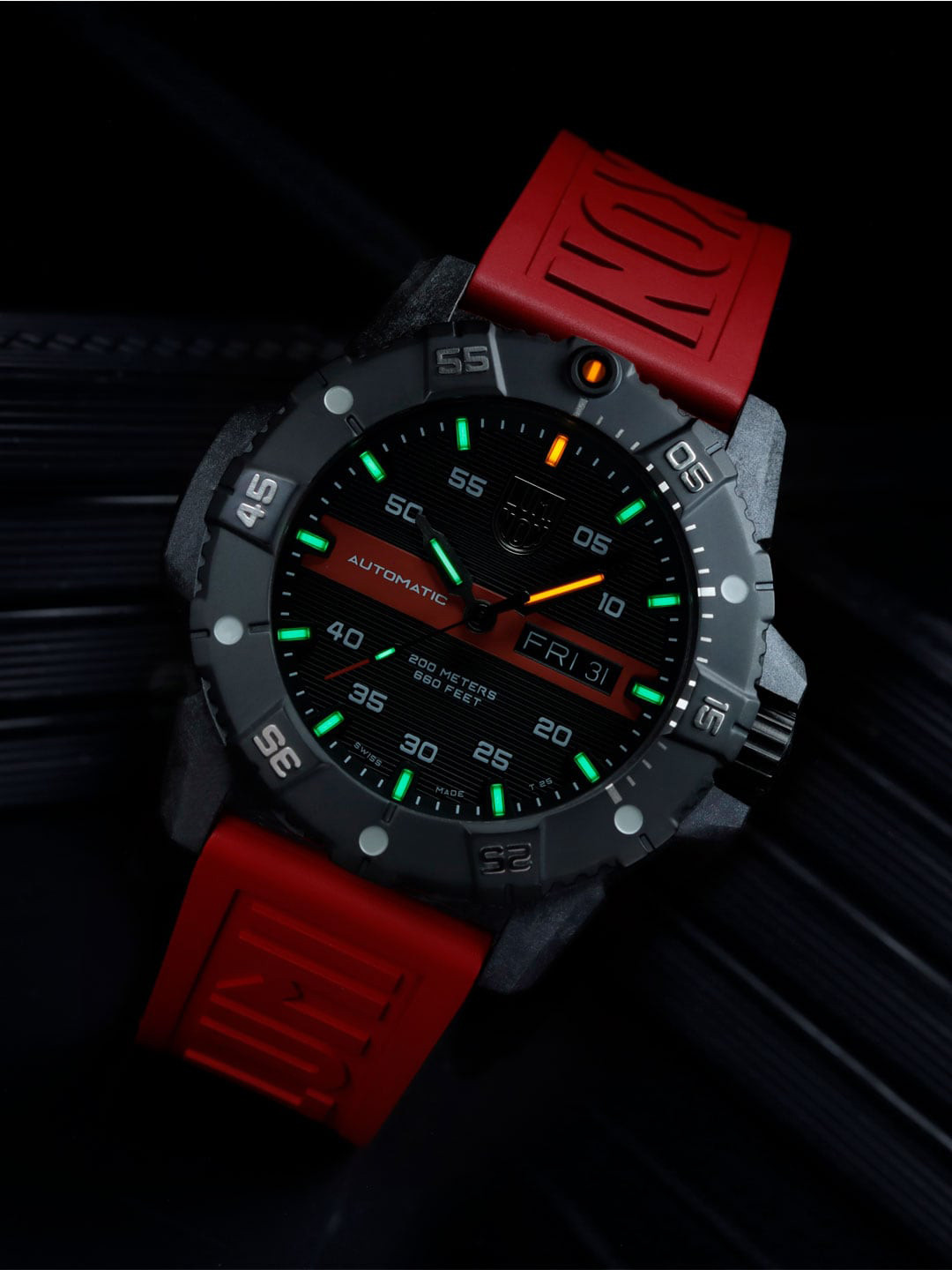 Buy Luminox Men Master Carbon Seal Red Straps Analogue Automatic Motion ...