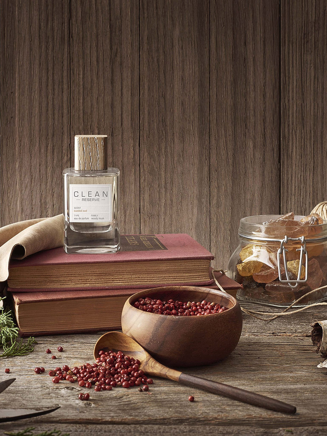 Buy CLEAN BEAUTY Sueded Oud Reserve Eau De Parfum 50 Ml - Perfume for ...