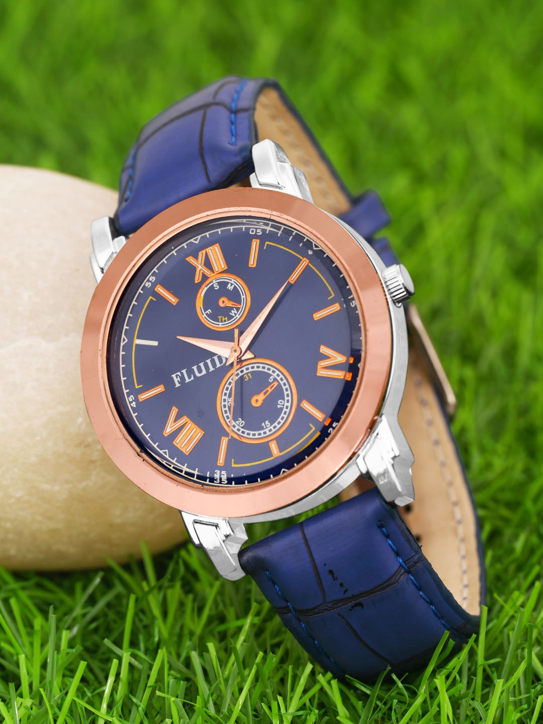Buy FLUID Men Leather Straps Analogue Watch FLWatch23 020 BL01 ...