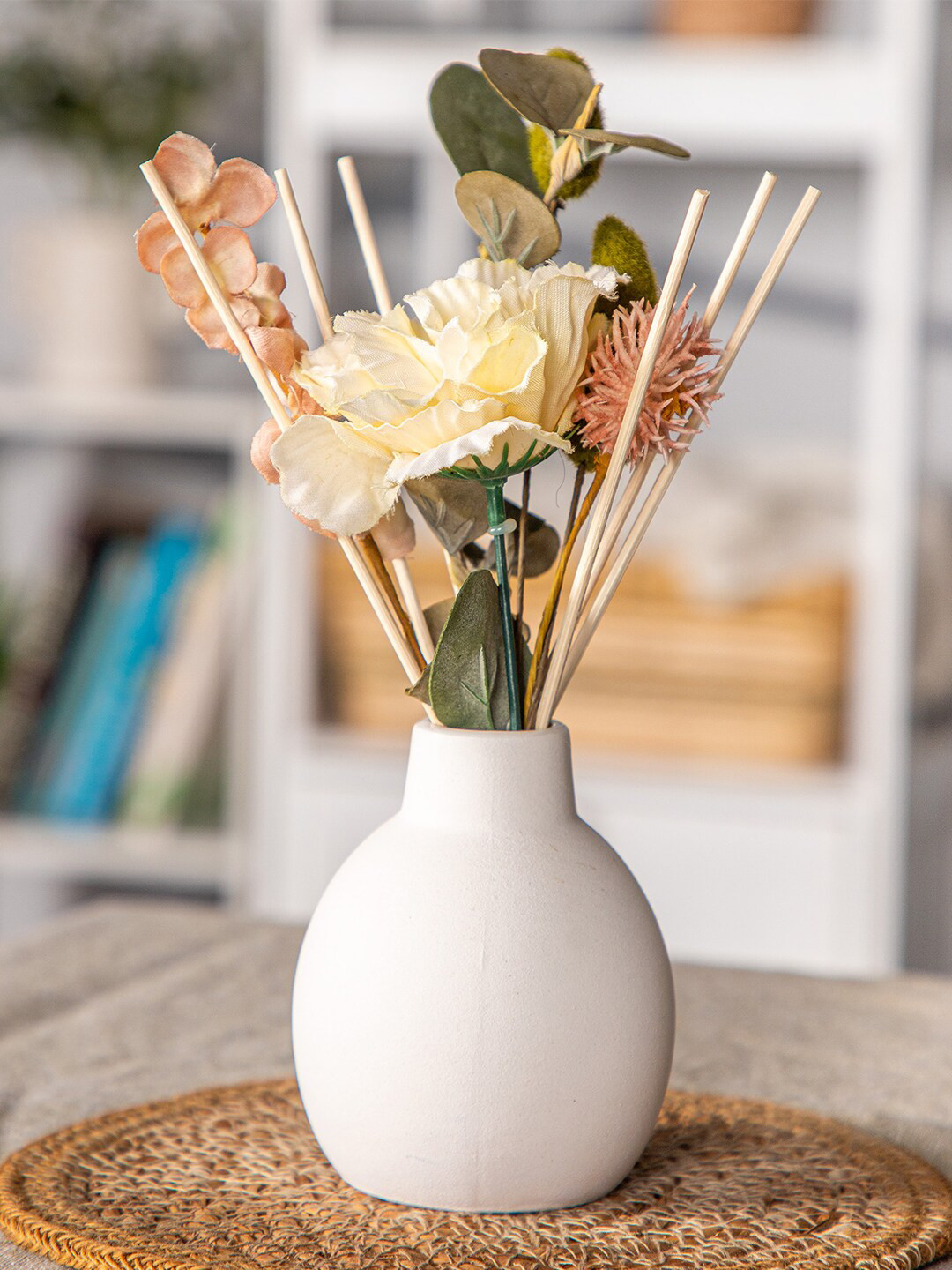 Buy Anko White Ceramic Floral Diffuser 100ml - Aroma Oil Diffusers for ...