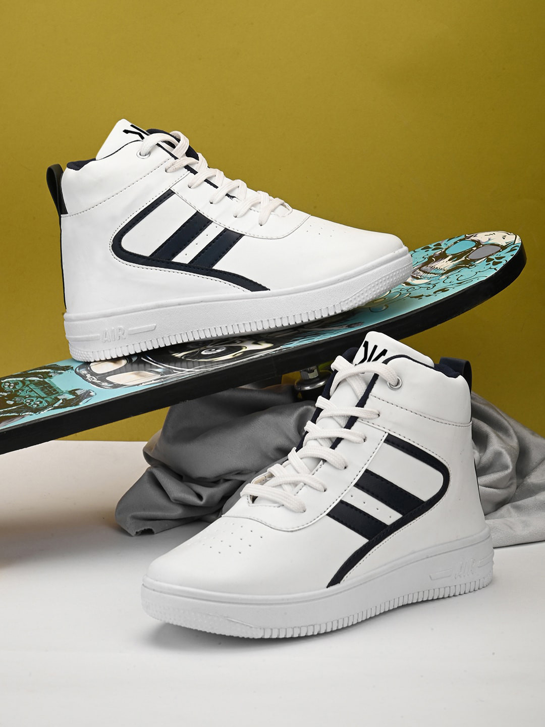 Buy Killer Men Mid Top Colourblocked Lightweight Comfort Insole Basics ...