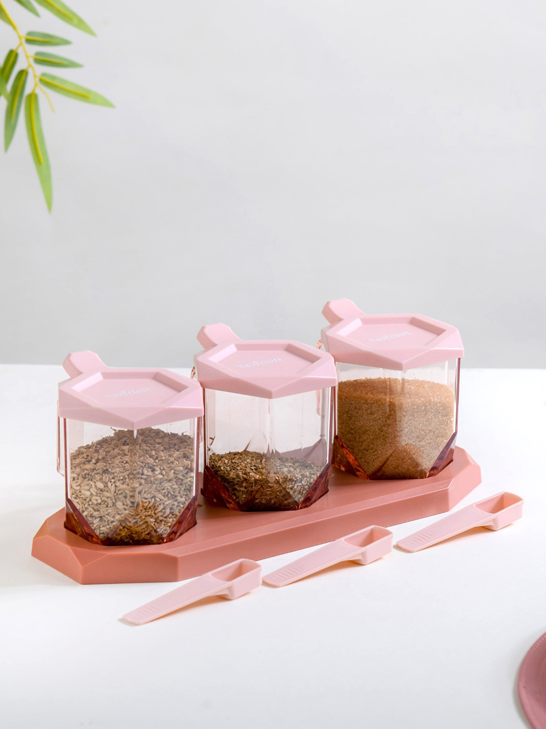 Buy Nestasia Pink 3 Pieces Spice Containers With Spoons & Tray Base ...
