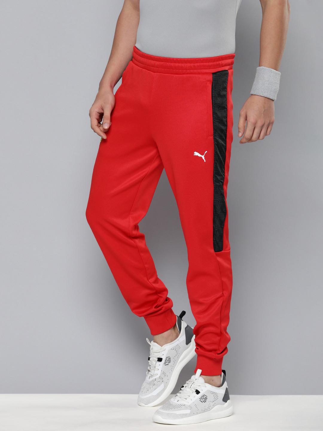 Buy PUMA Motorsport Men Scuderia Ferrari Race MT7 Mid Rise Joggers ...
