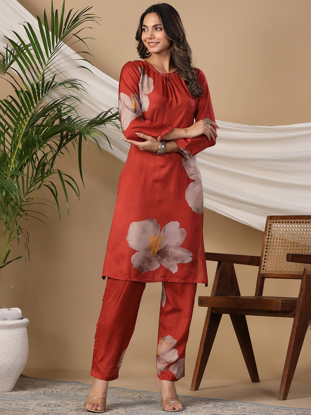Buy PRATAP SONS Floral Printed Pure Silk Straight Kurta With Trousers ...