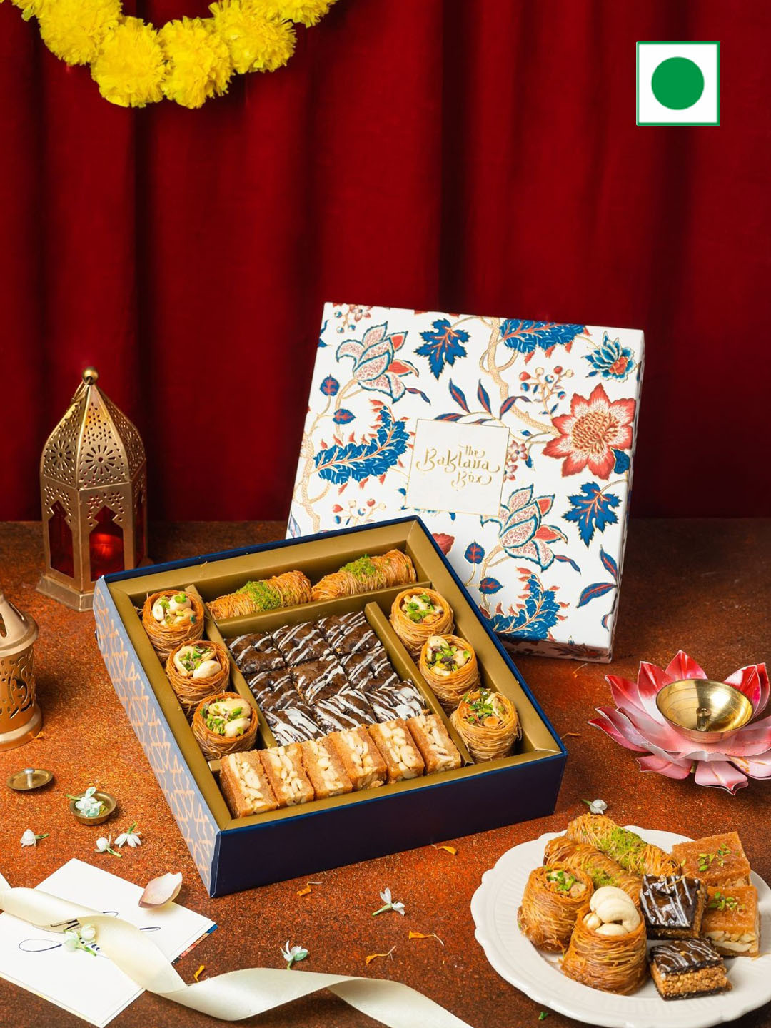 Buy The Baklava Box Assorted Kunafa Regalia Box 580 Gms - Sweets for ...