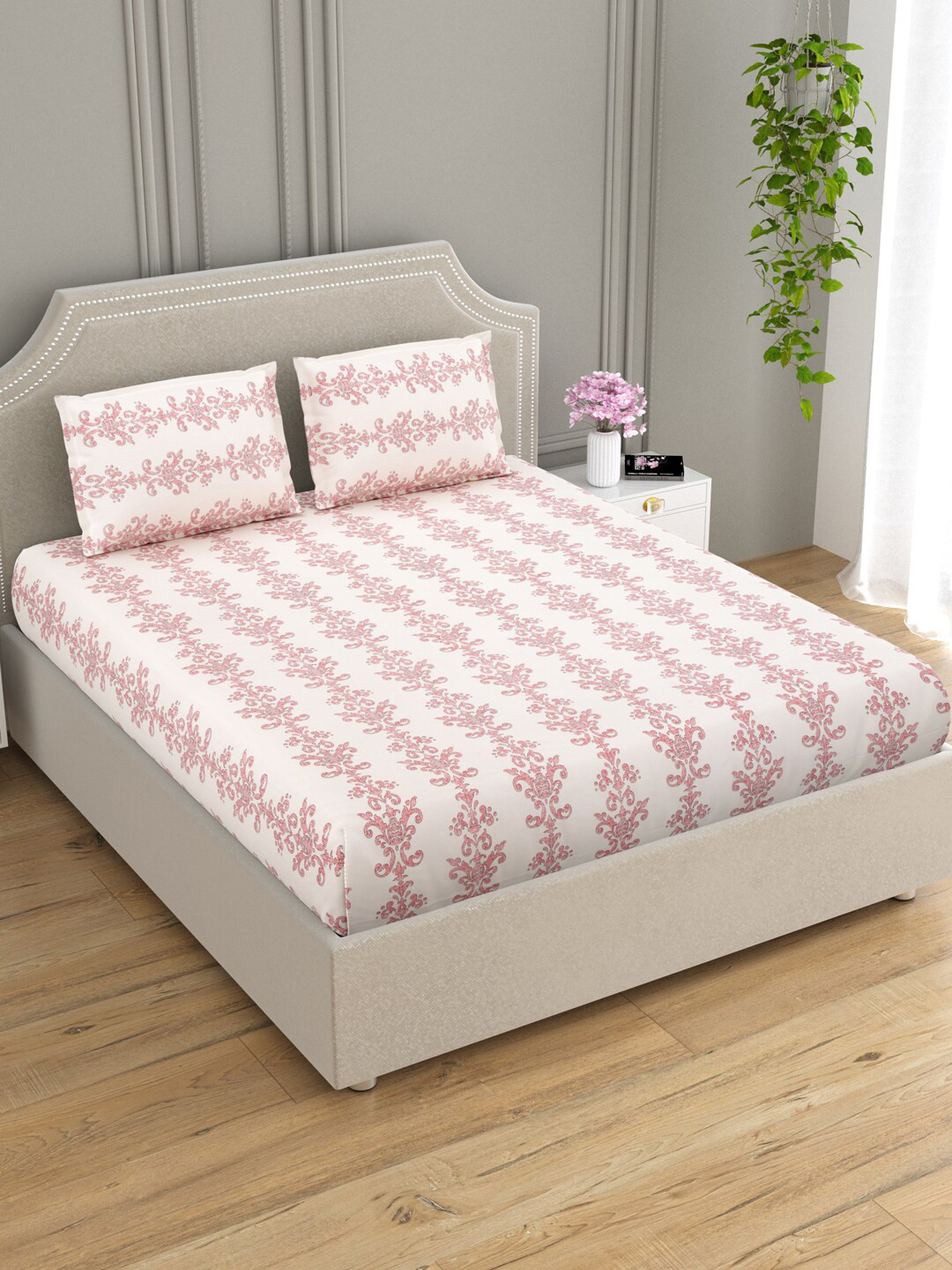 Buy EverHOME Rio Pink & White Ethnic Motifs Cotton 300 TC King Bedsheet ...