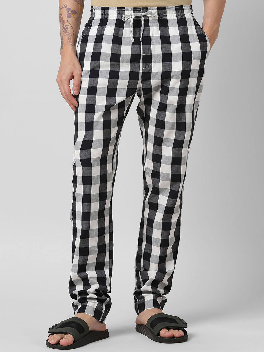 Buy Pantaloons Men Checked Pure Cotton Lounge Pants - Lounge Pants for ...