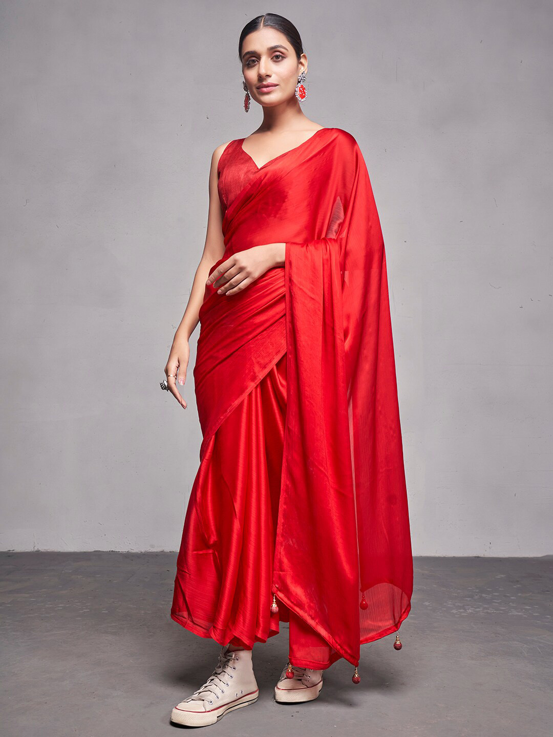 Buy Mitera Red Silk Blend Saree - Sarees for Women 25171492 | Myntra