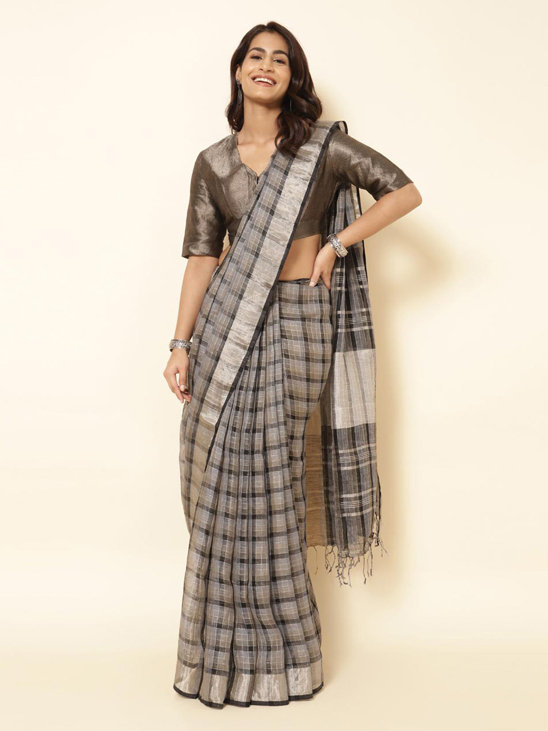 Buy Fabindia Checked Zari Linen Blend Saree - Sarees for Women 25179156 ...