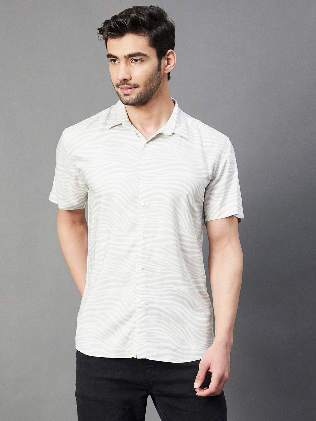 Buy Rigo Slim Fit Printed Casual Shirt - Shirts for Men 25200884 | Myntra