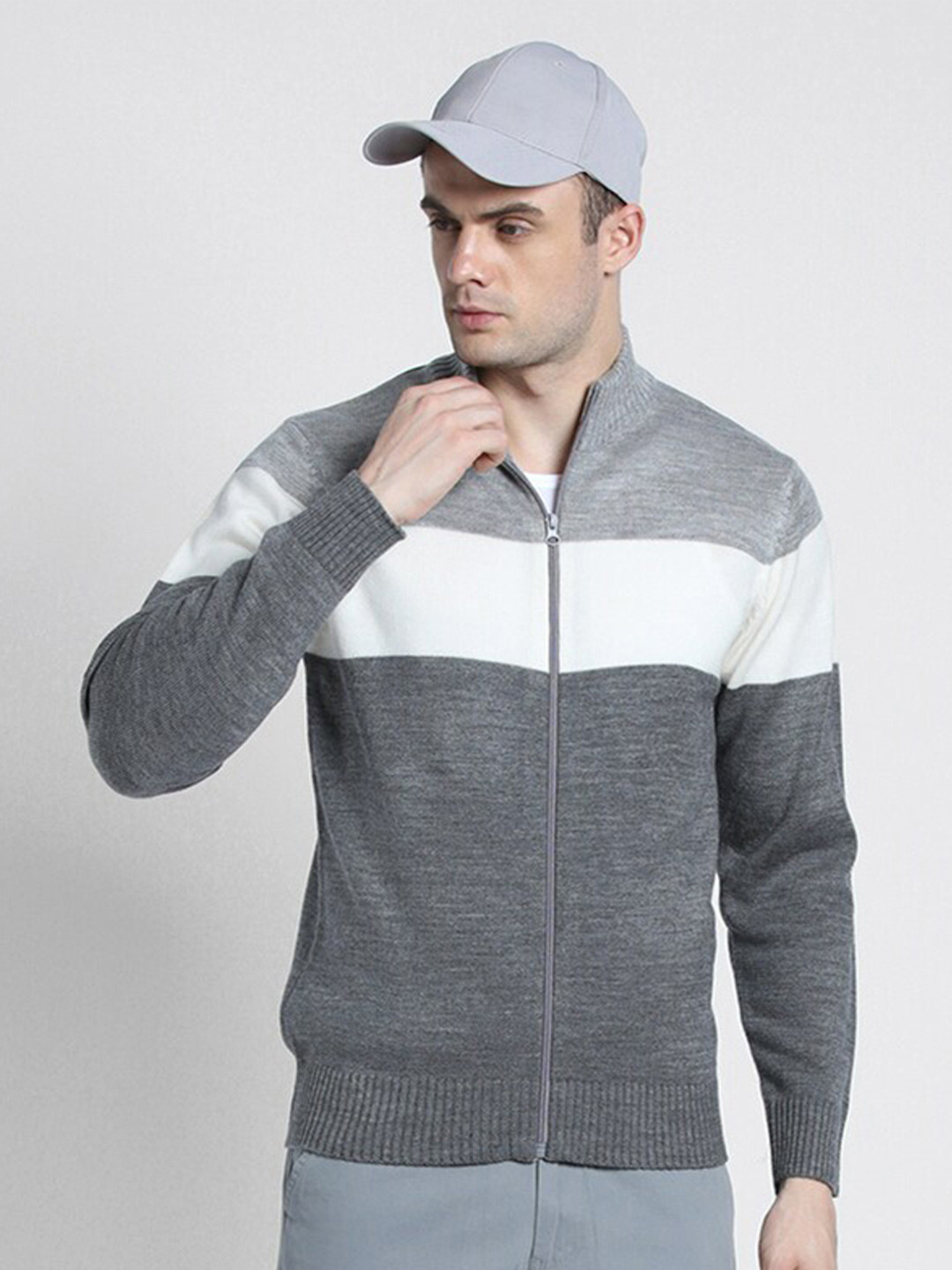 Buy Dennis Lingo Colourblocked Mock Collar Long Sleeves Acrylic Front ...