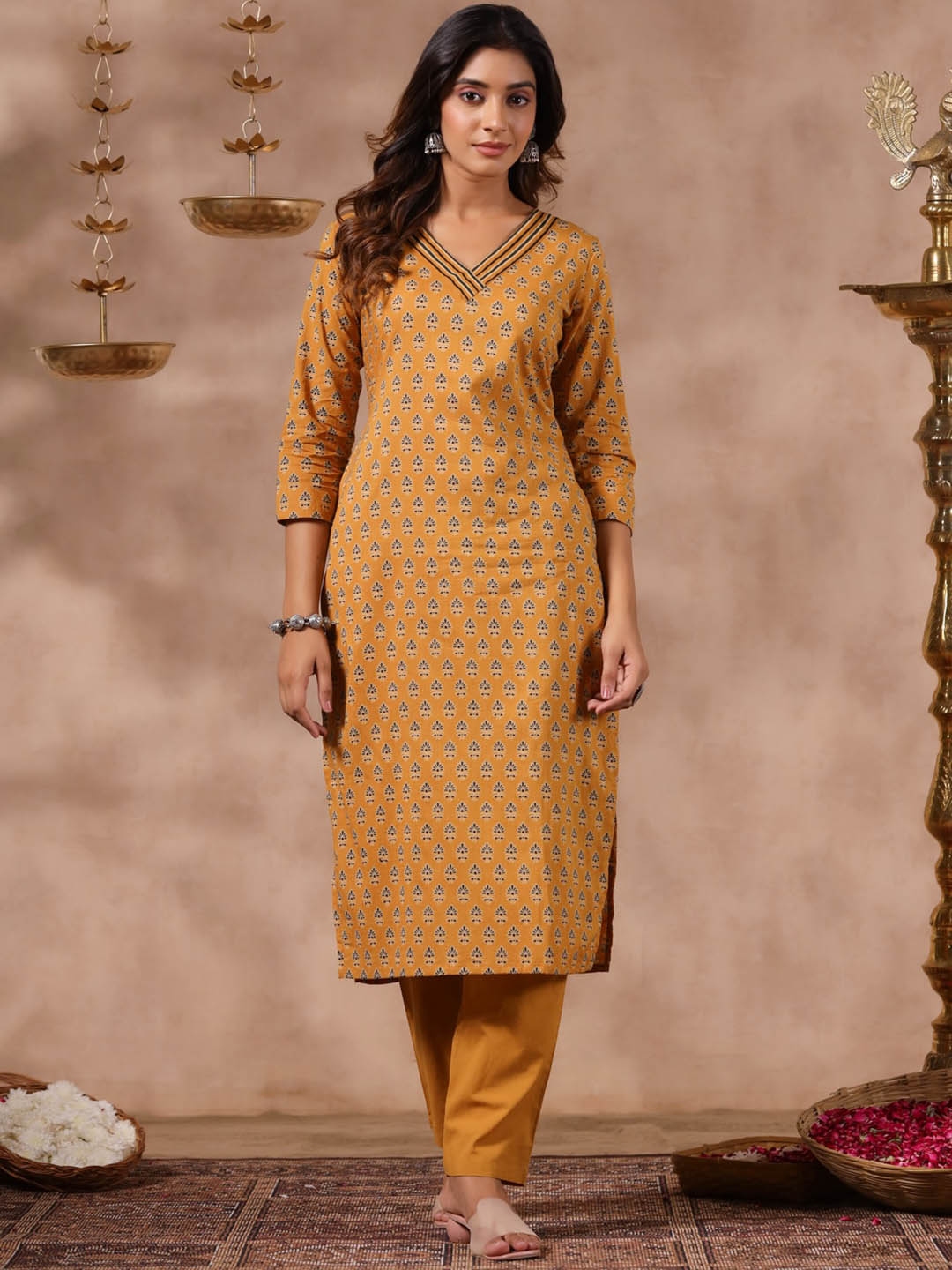 Buy Anubhutee Ethnic Motifs Printed Straight Pure Cotton Kurta With