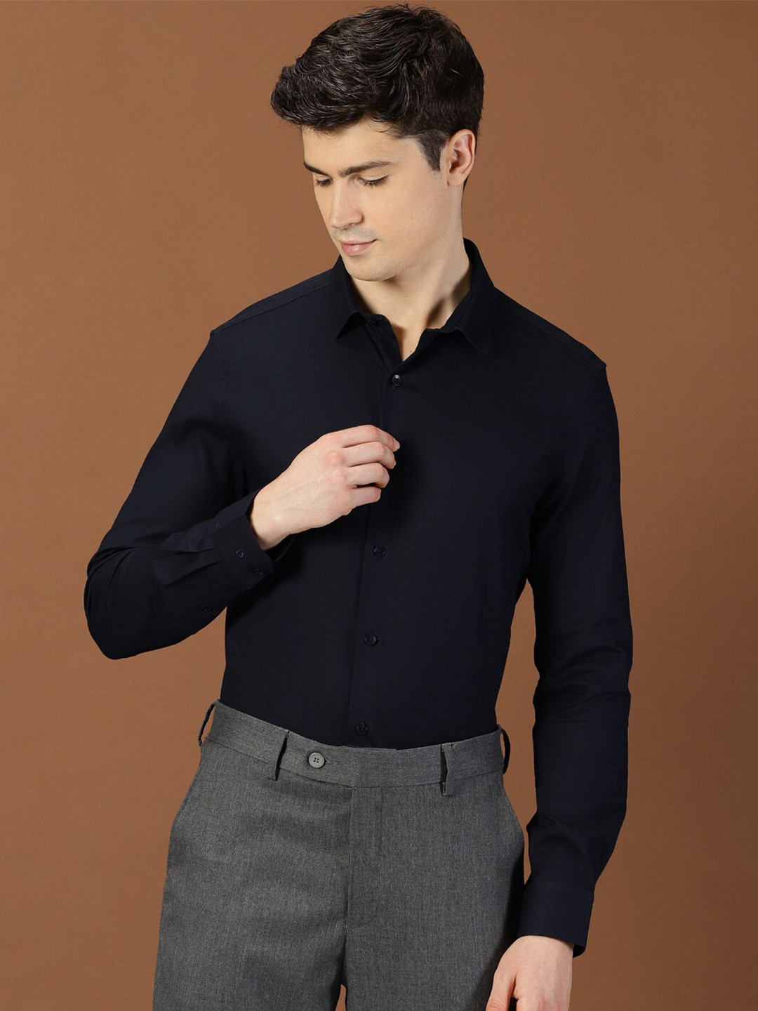 Buy INVICTUS Original Slim Fit Cotton Formal Shirt - Shirts for Men ...