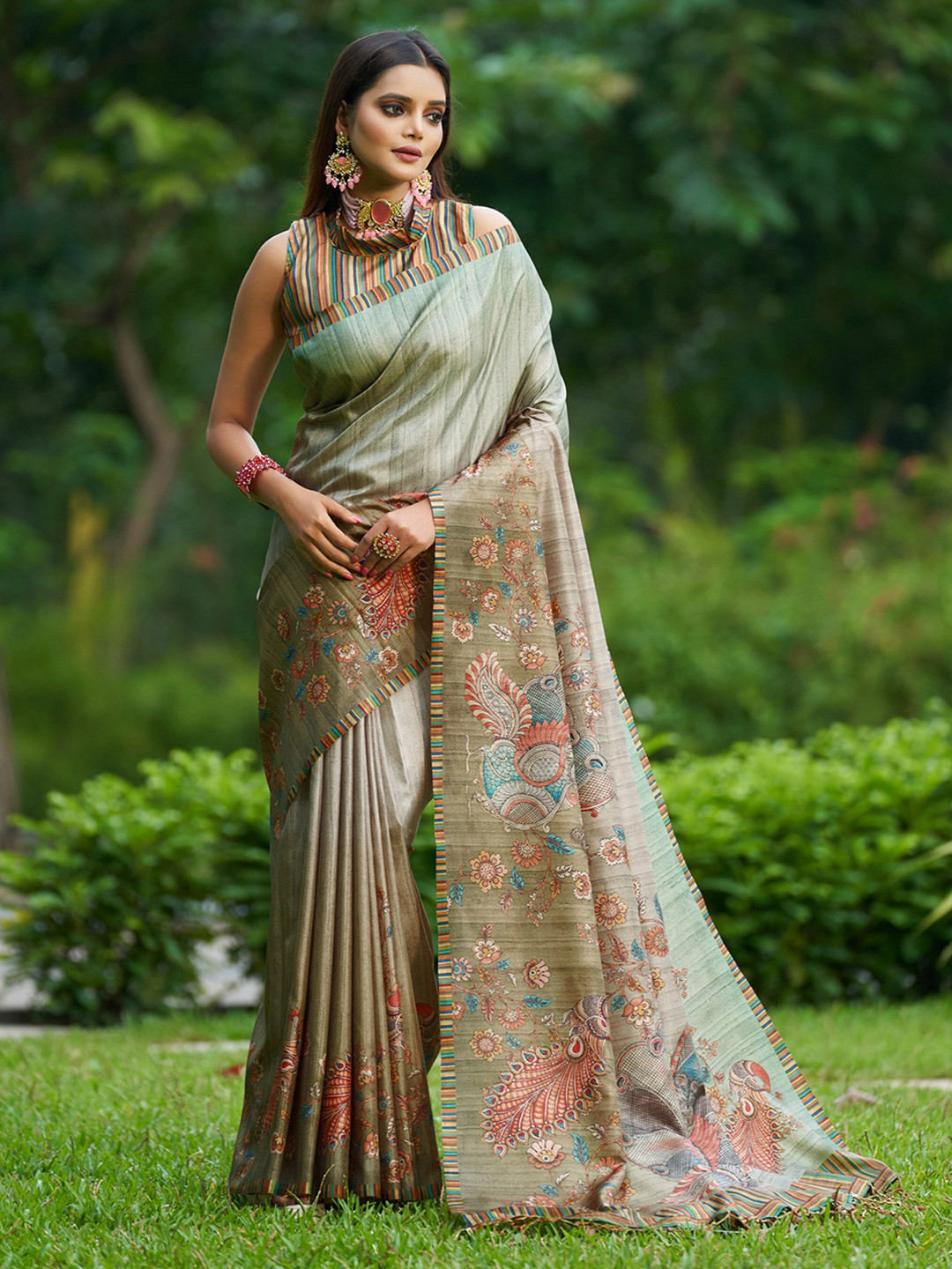 Buy Mitera Floral Printed Pure Silk Saree - Sarees for Women 25236962 ...