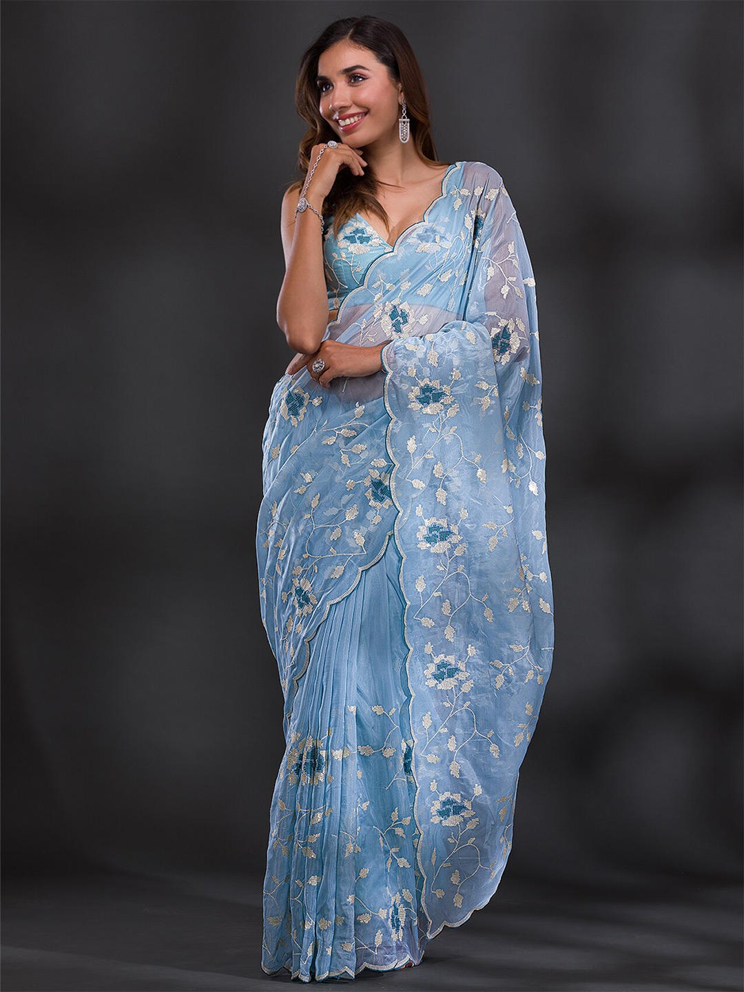 Buy Koskii Embellished Sequinned Saree - Sarees for Women 25237498 | Myntra Buy Koskii Embellished Sequinned Saree - Sarees for Women 25237498 | Myntra