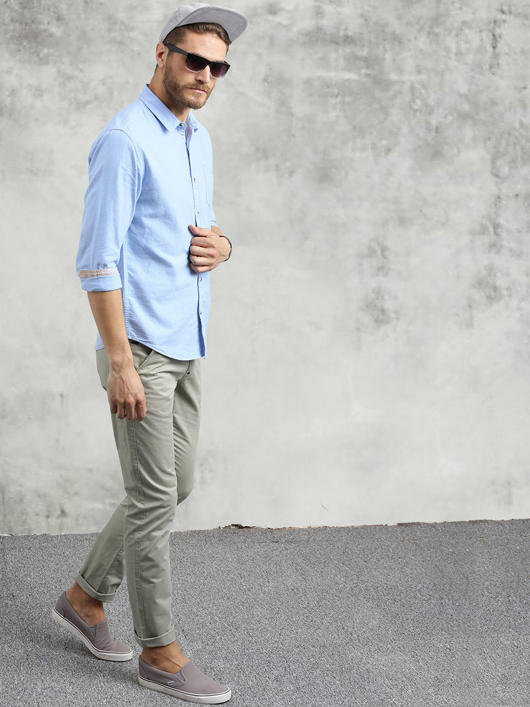 Buy Breakbounce Men Blue Smart Slim Fit Solid Casual Shirt - Shirts for ...