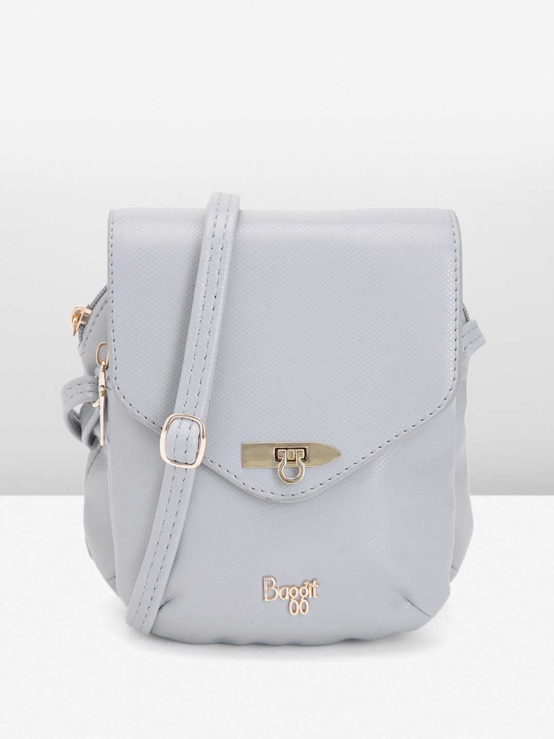 Buy Baggit Structured Sling Bag - Handbags for Women 25337946 | Myntra