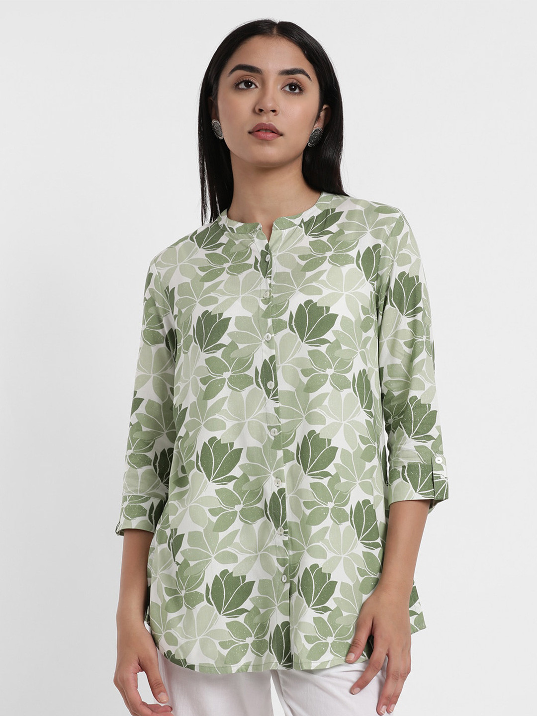 Buy Styli Green Floral Printed Mandarin Collar Tunic - Tunics for Women ...
