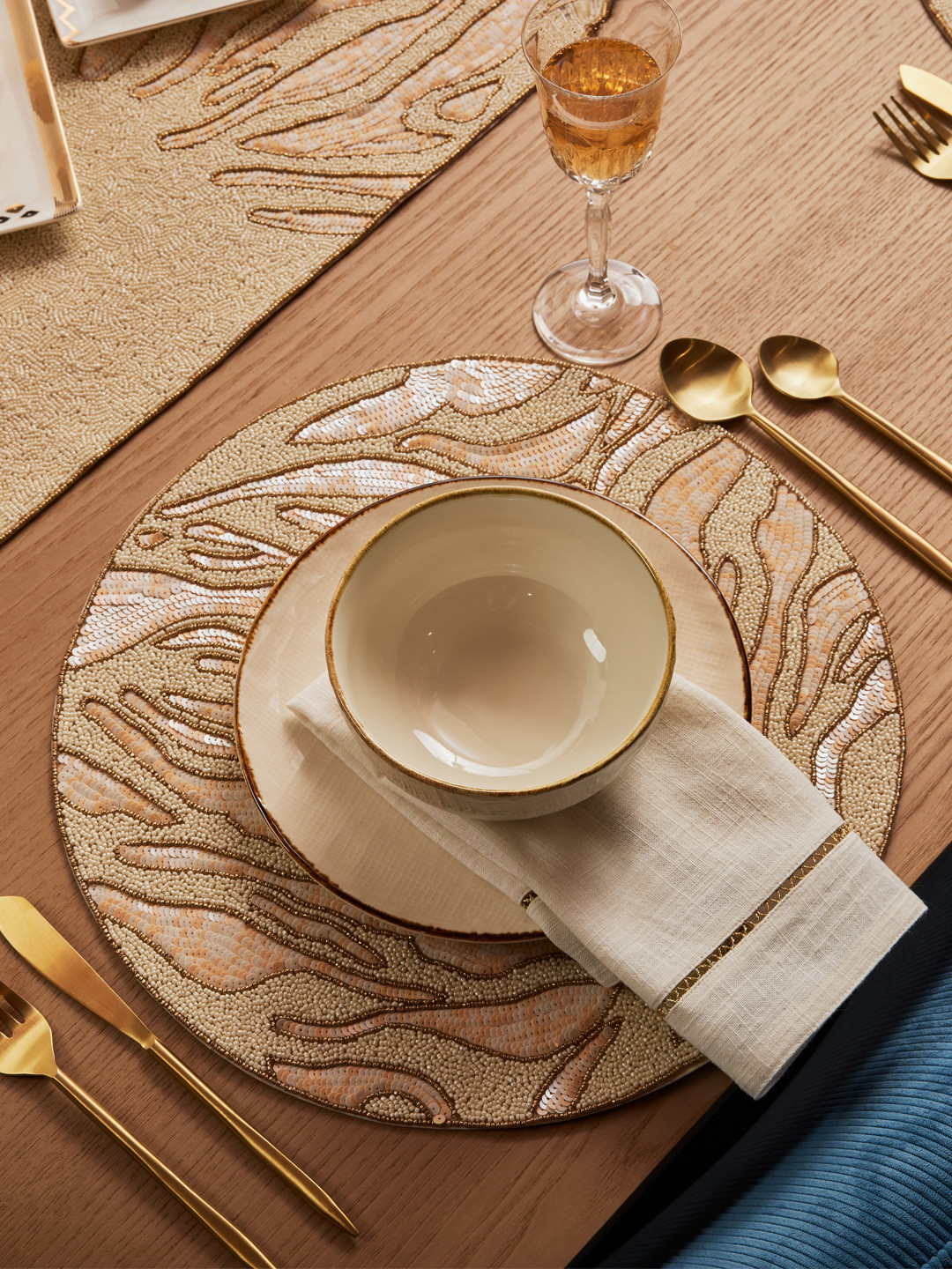 Buy Eris Home Off White 4 Pieces Ivory Glass Beads Round Kitchen Table ...