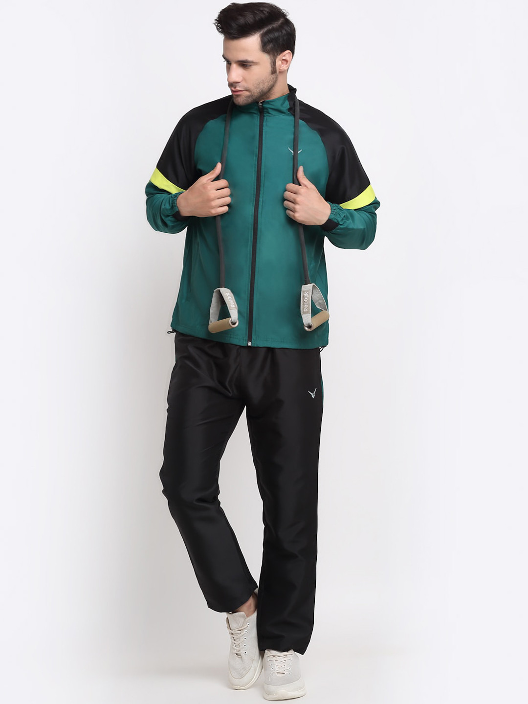 Buy Invincible Men Classic Tracksuit - Tracksuits for Men 25382076 | Myntra