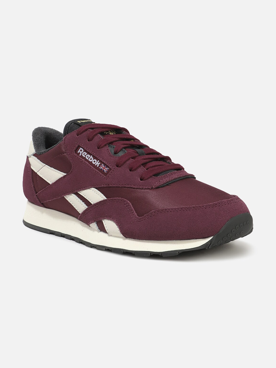 Buy Reebok Classic Men CLASSIC NYLON Running Shoes - Sports Shoes for ...