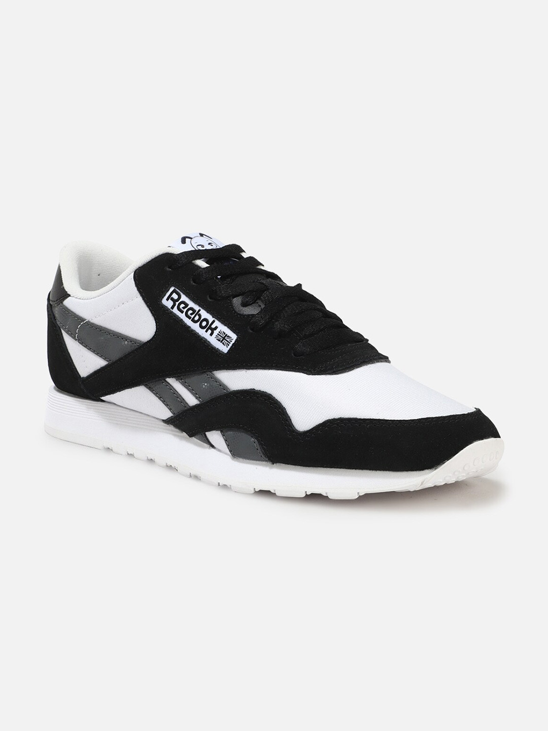 Buy Reebok Classic Men CLASSIC NYLON Running Shoes - Sports Shoes for ...