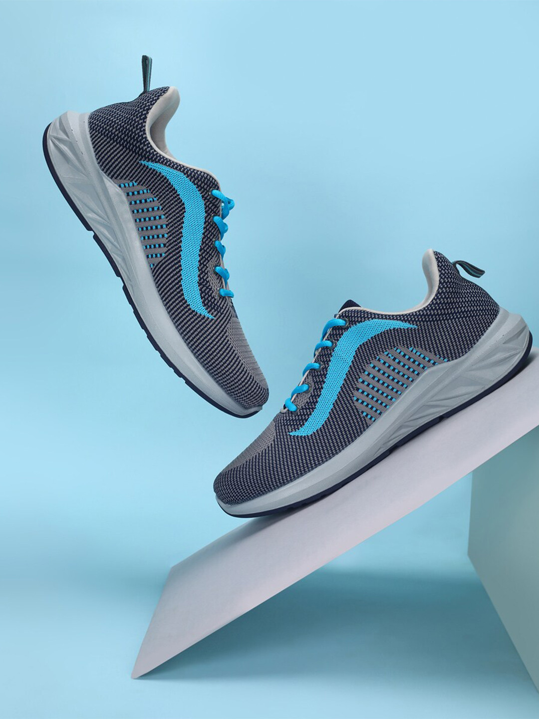 Buy Paragon Men Textured Textile Anti Skid Comfort Insole Sneakers ...