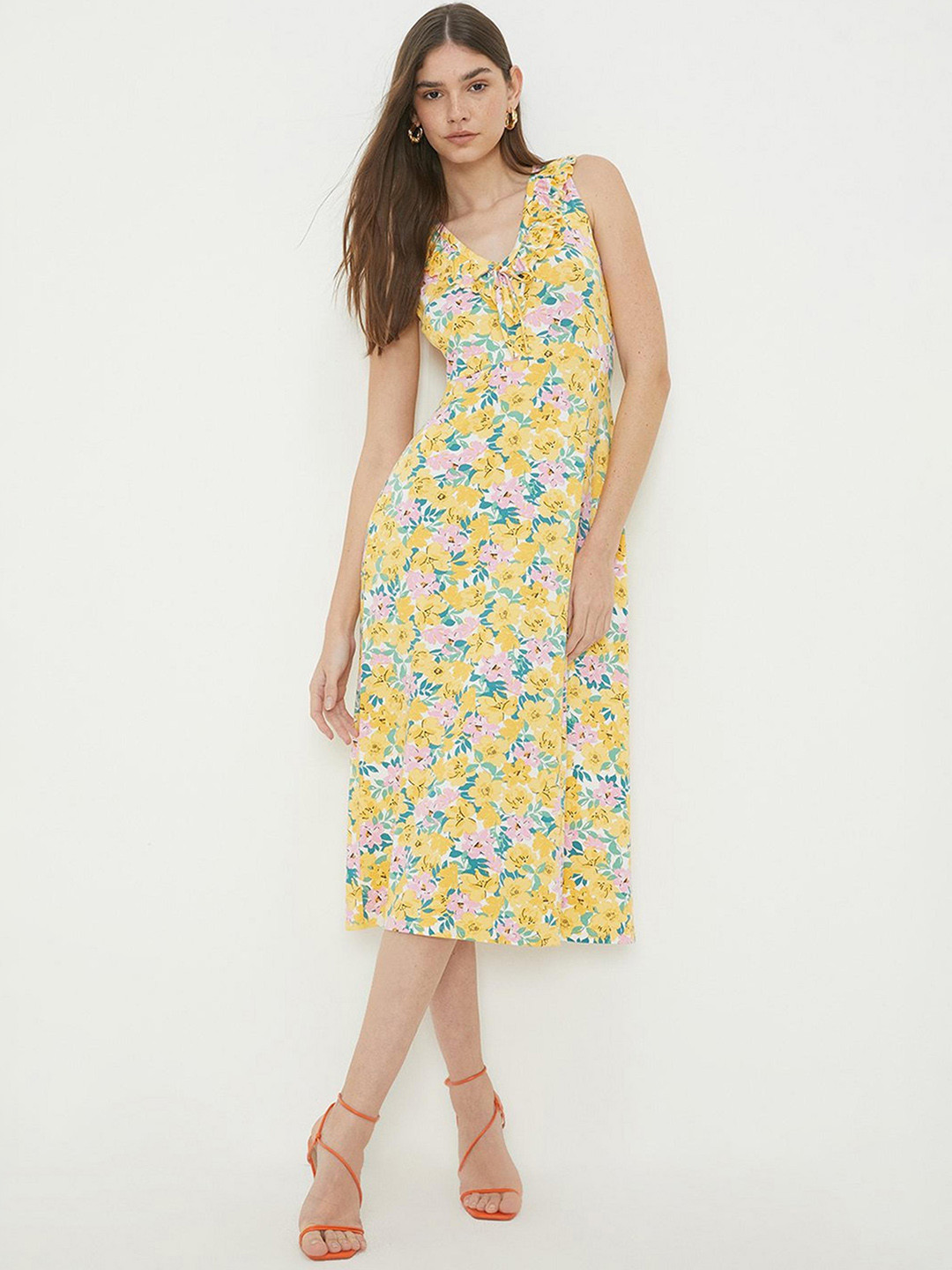 Buy DOROTHY PERKINS Floral Print Ruffled A Line Midi Dress With Tie Up ...