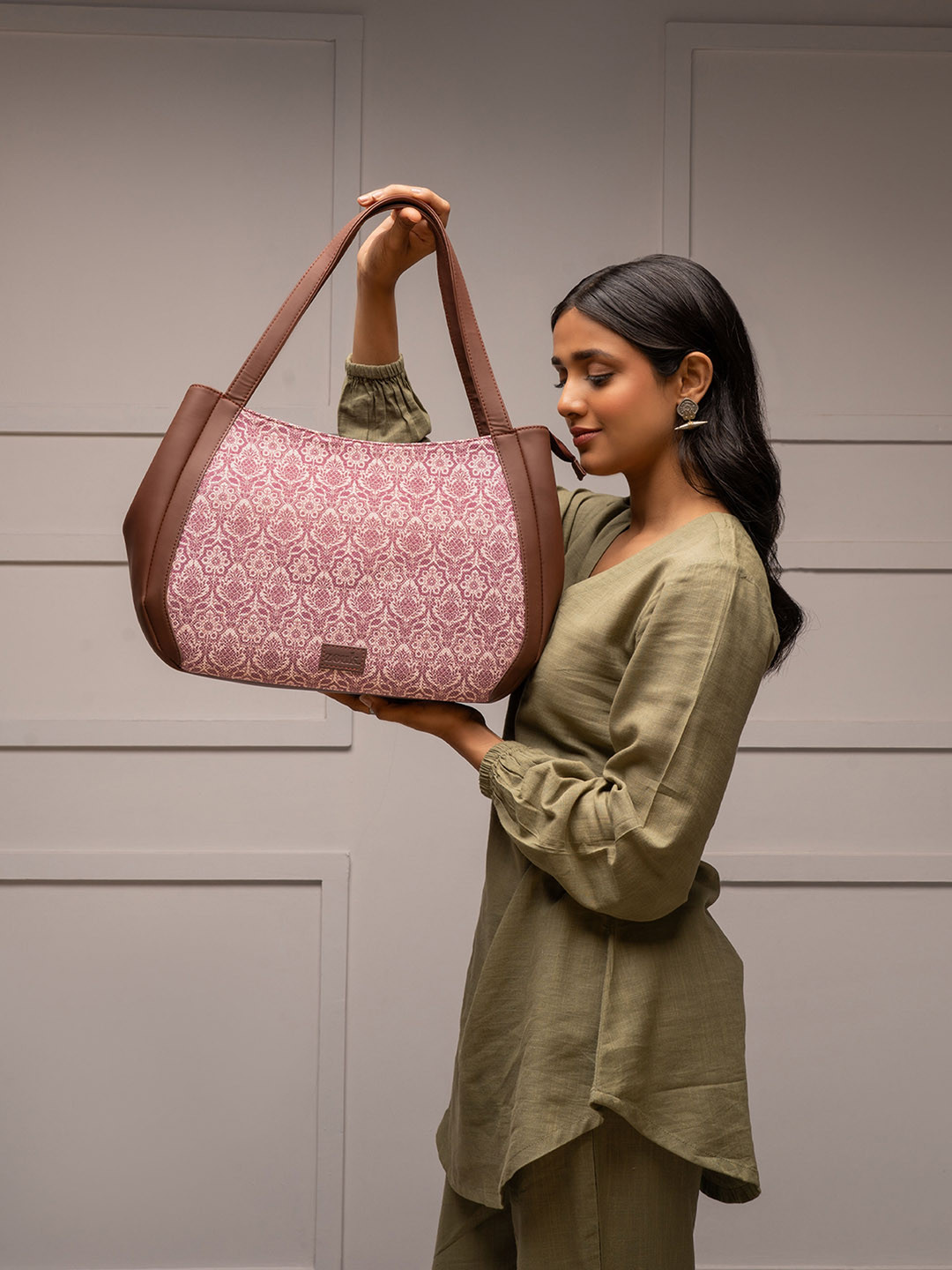 Buy ZOUK Madurai Blossom Luna Printed Structured Jute Shoulder Bag Up ...