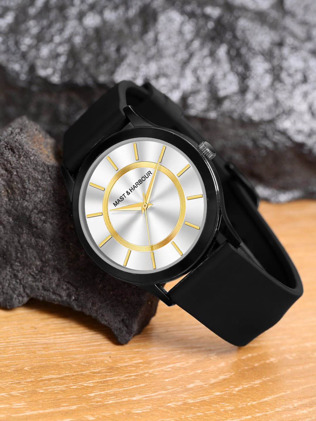 Buy Mast & Harbour Men Silver Toned Reset Time Analogue Watch HOBMH 235 ...