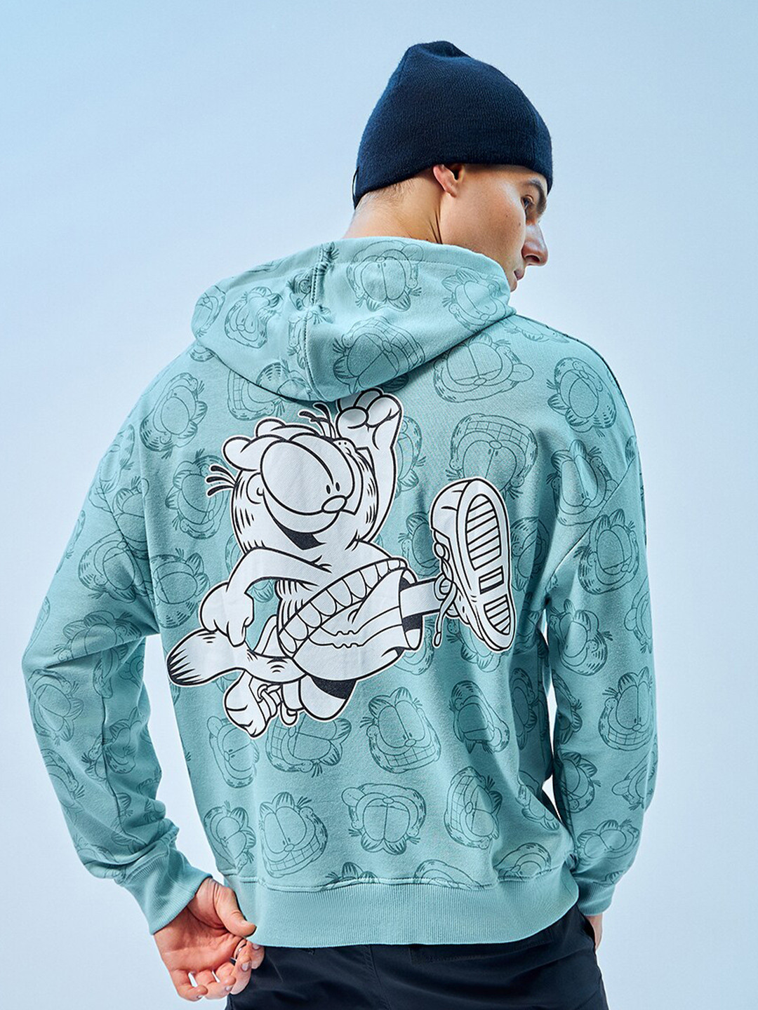 Buy Bewakoof Official Garfield Merchandise Garfield Chase Graphic ...