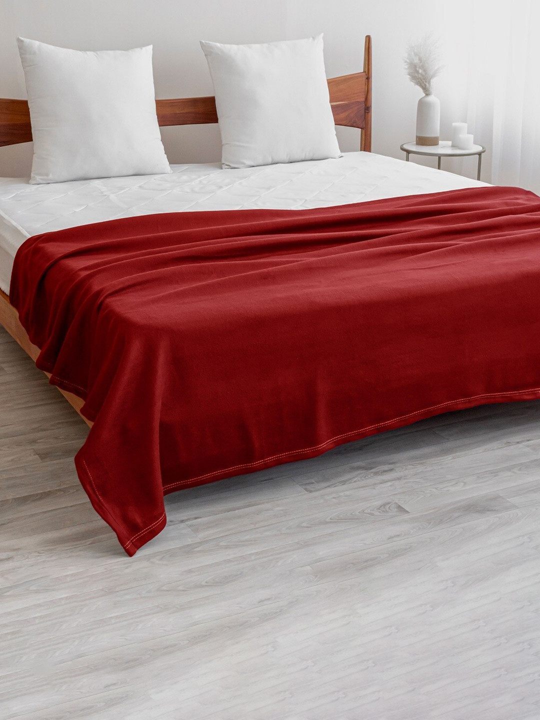 Buy HOMEMONDE Polar Maroon Fleece AC Room 300 GSM Single Bed Blanket ...