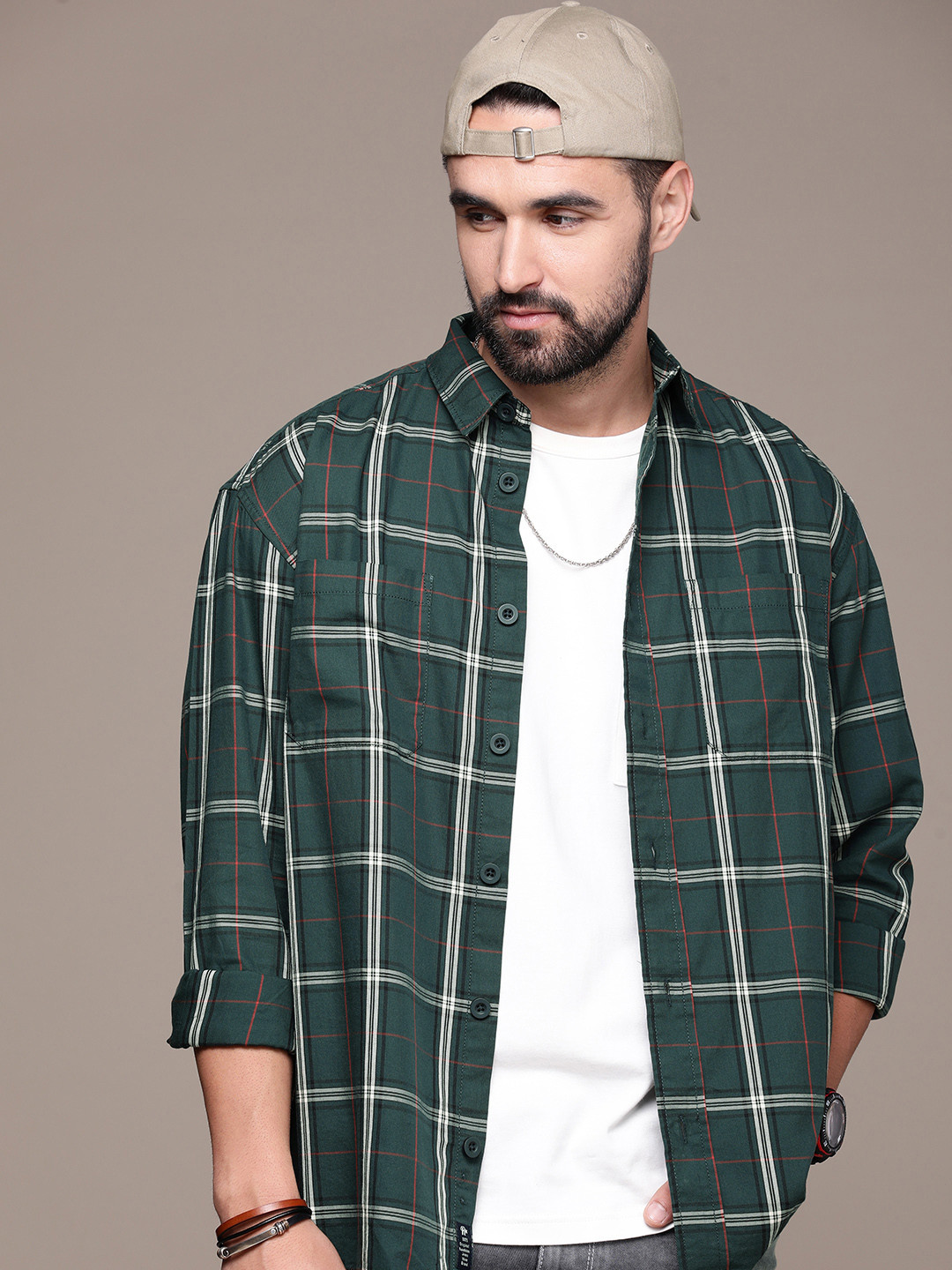 Buy The Roadster Lifestyle Co. Checked Relaxed Fit Pure Cotton Shirt - Shirts for Men 25605994 ...