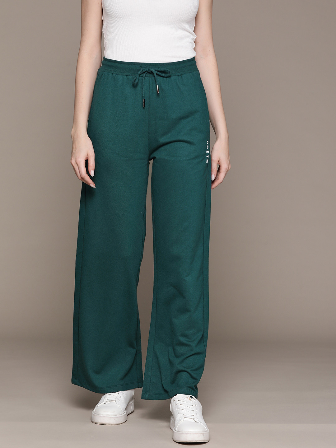 Buy Roadster Solid Track Pants - Track Pants for Women 25608390 | Myntra