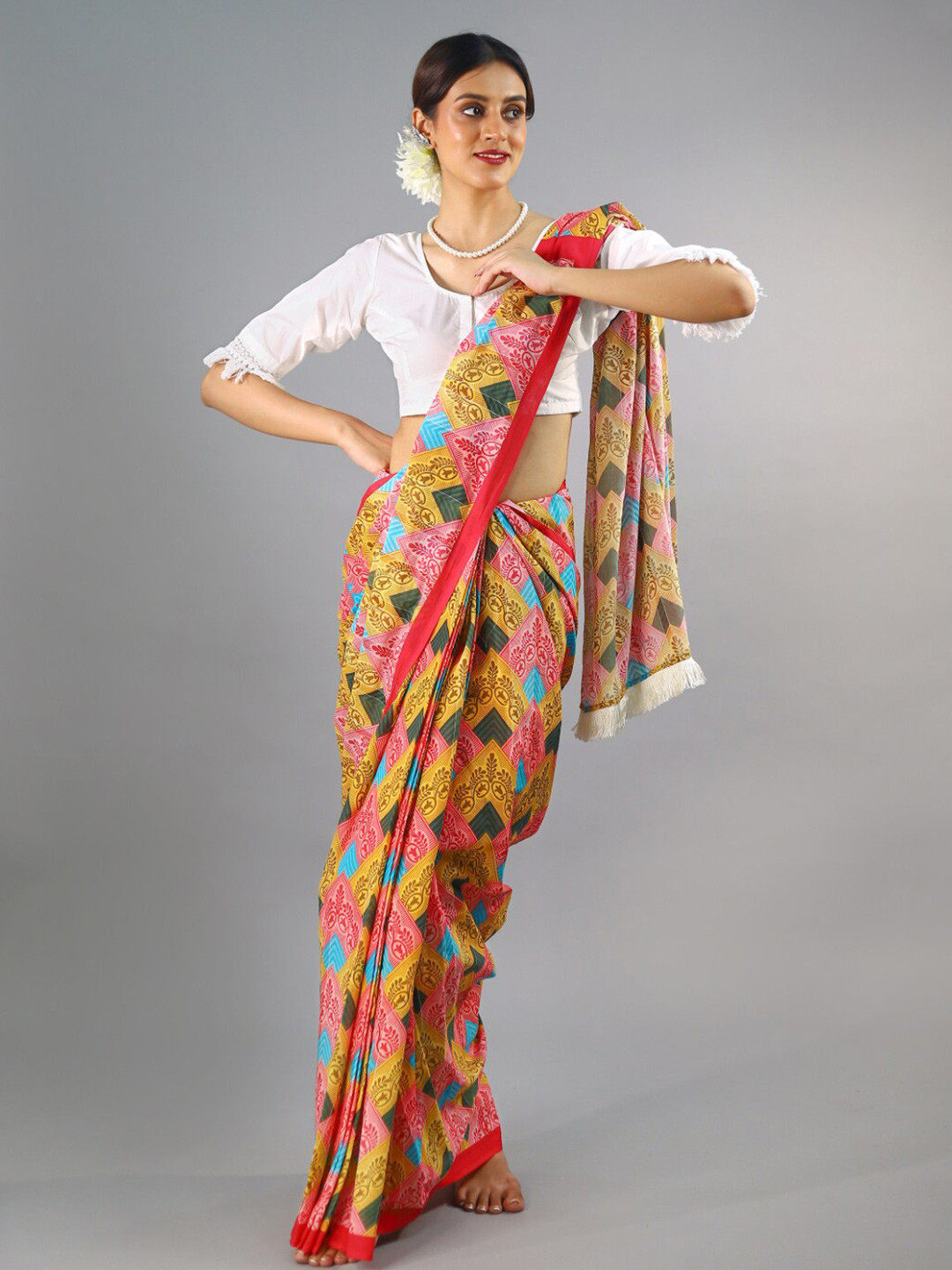 Buy BUTA BUTI Ethnic Motifs Printed Pure Cotton Saree - Sarees for ...