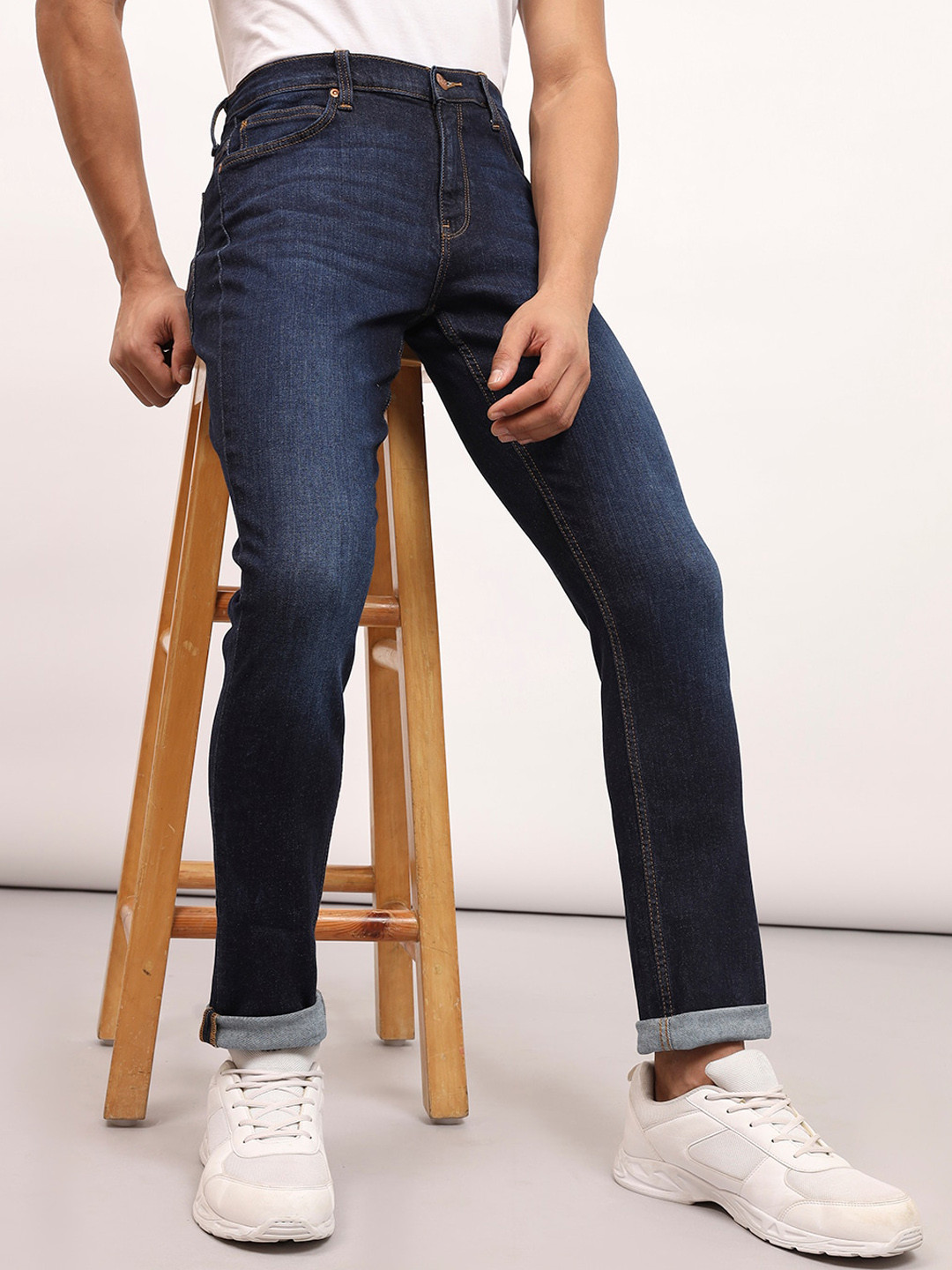 Buy Lee Men Bruce Skinny Fit Light Fade Cotton Stretchable Jeans ...
