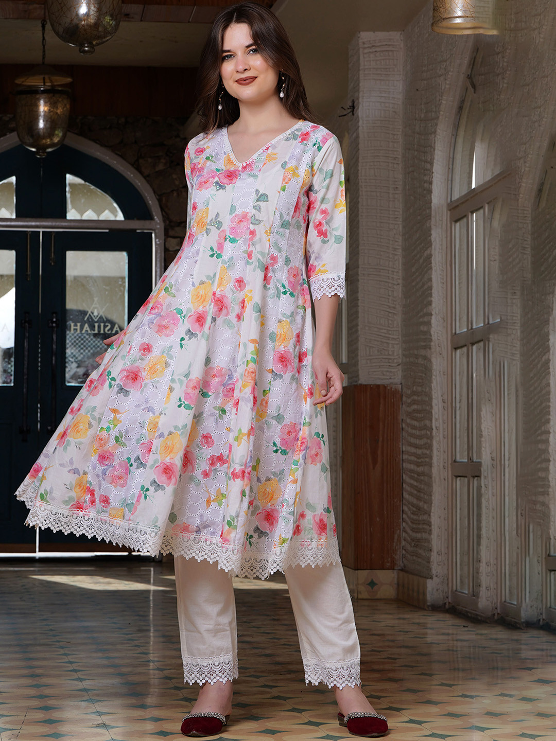 Buy Hatheli Floral Printed Panelled Pure Cotton Kurta With Trousers ...