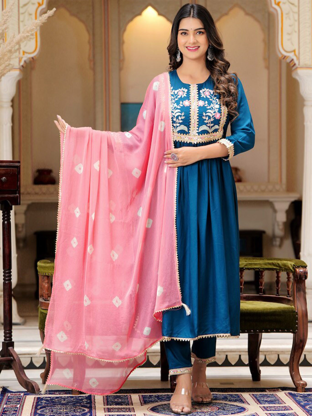 Buy Hatheli Women Floral Yoke Design Regular Thread Work Kurta With ...