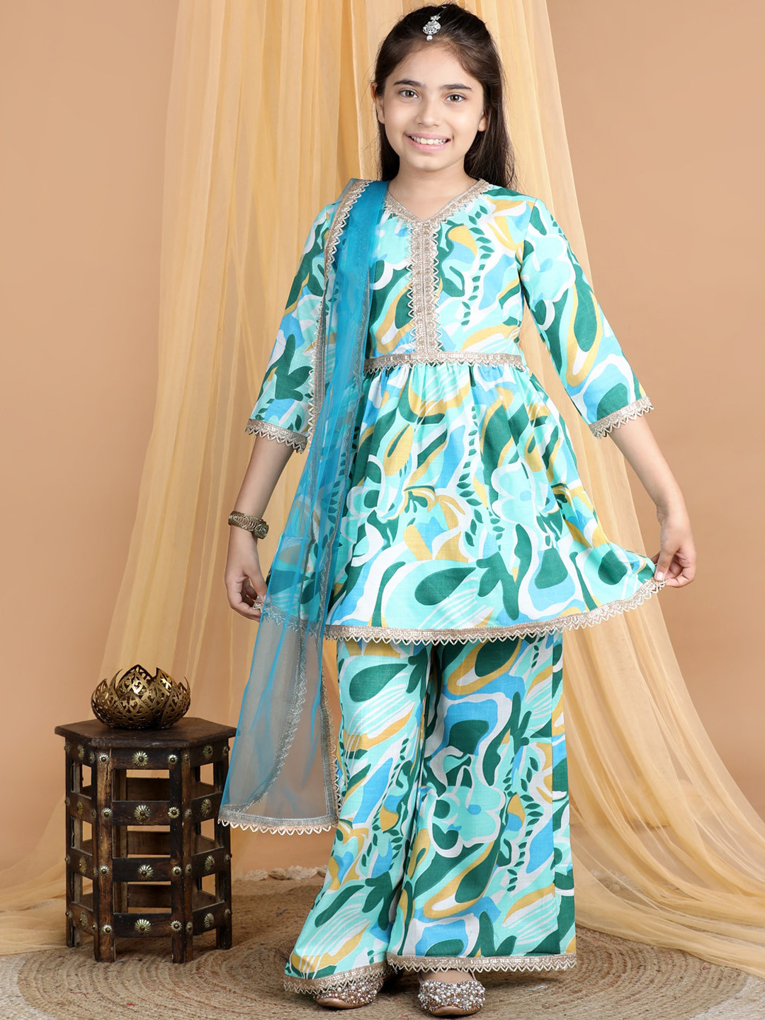 Buy Cutiekins Girls Floral Printed V Neck Gotta Patti A Line Kurta With ...