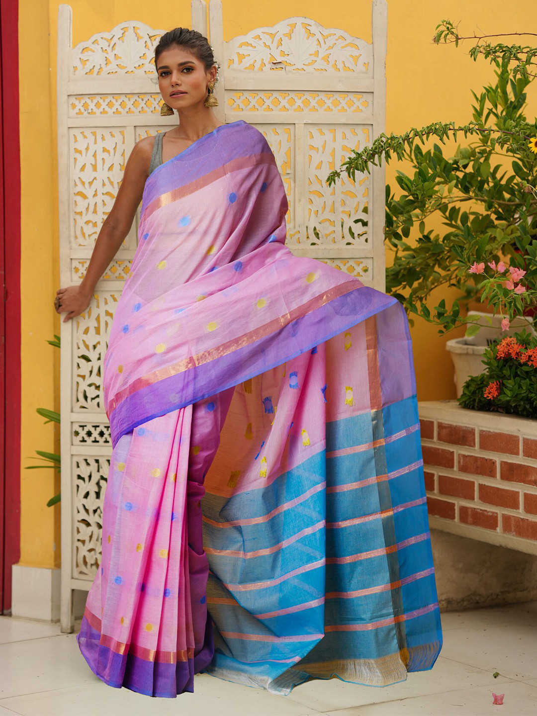 Buy Unnati Silks Woven Design Zari Pure Cotton Mangalagiri Saree ...