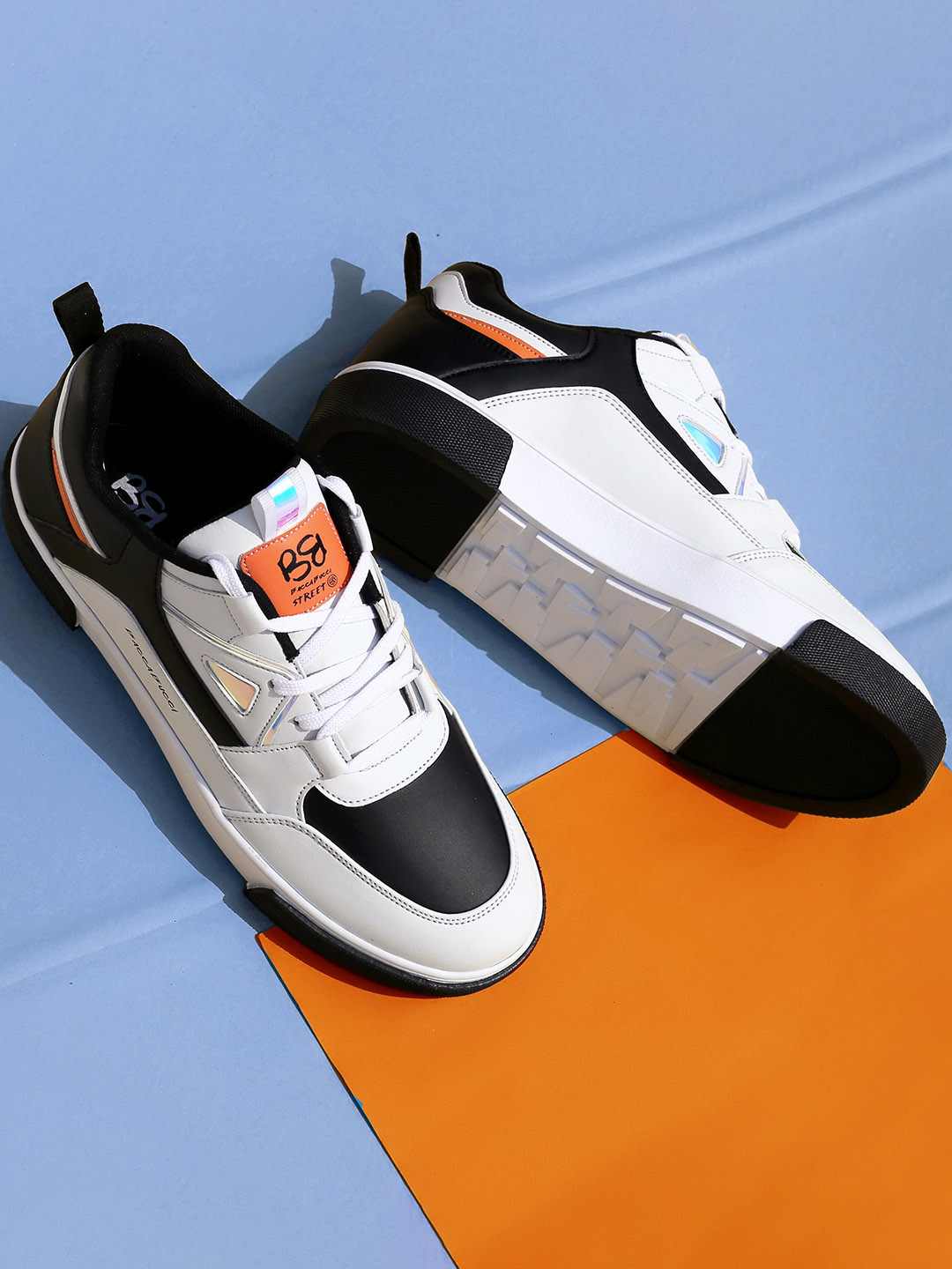 Buy Bacca Bucci Men Happy Colourblocked Comfort Insole Basics Sneakers ...