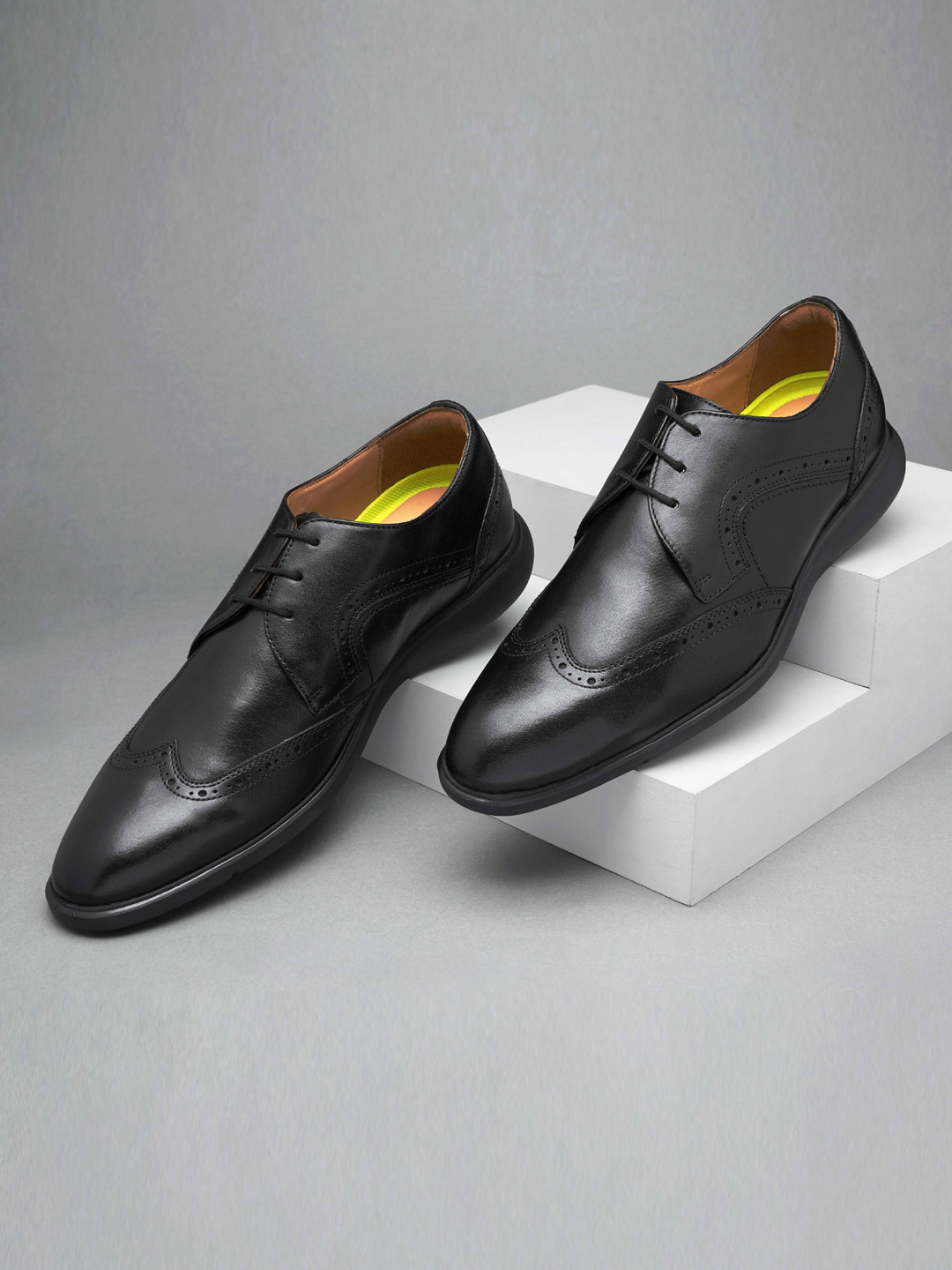Buy Florsheim Men Perforated Leather Formal Derbys - Formal Shoes for ...