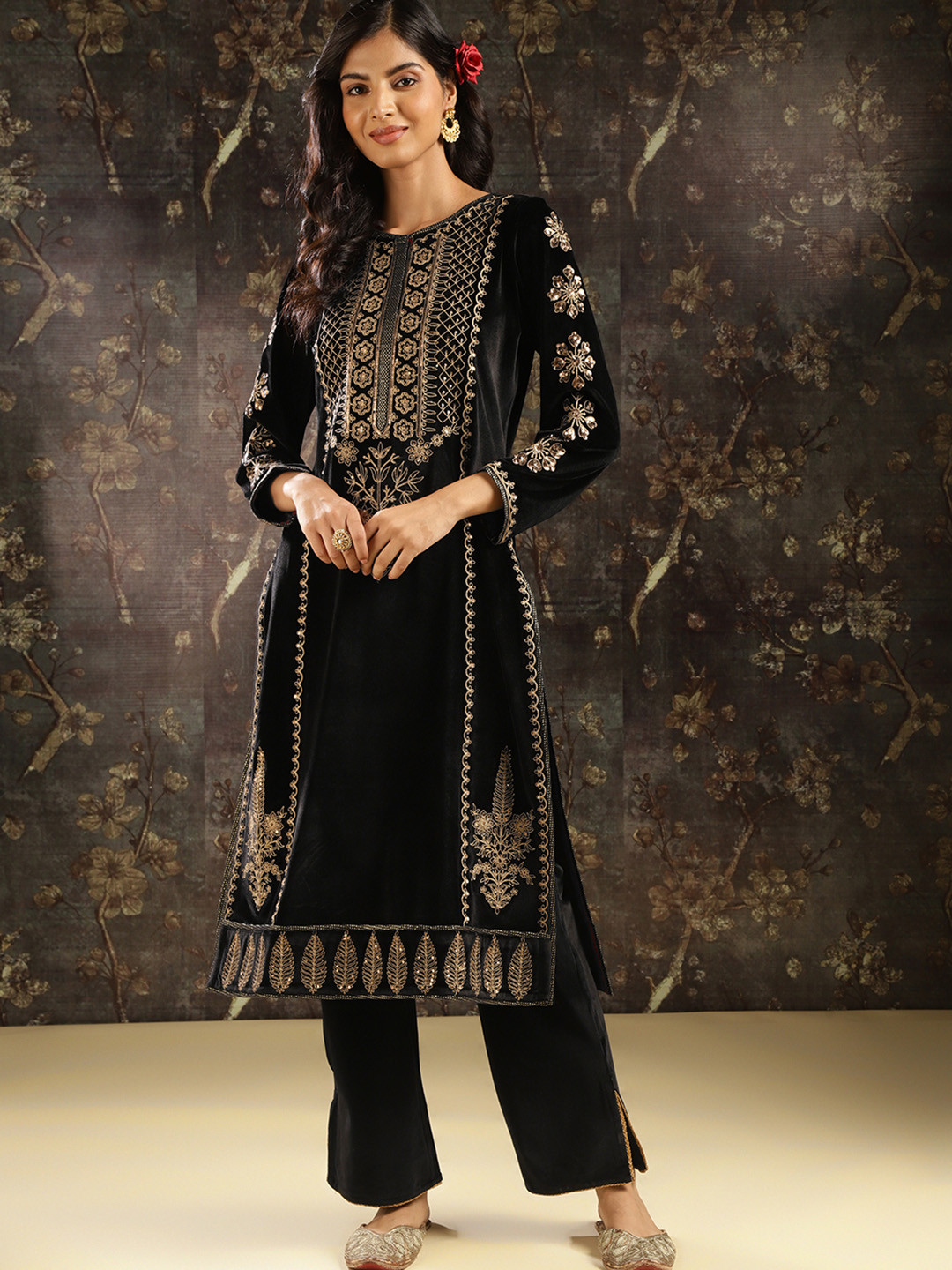 Buy Lakshita Ethnic Motifs Embroidered Panelled Velvet Kurta - Kurtas ...