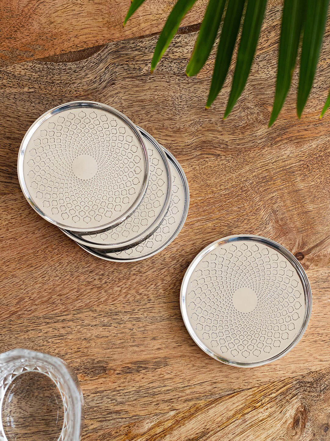 Buy ExclusiveLane Silver Toned 4 Pieces Mughal Arc Etched Stainless ...