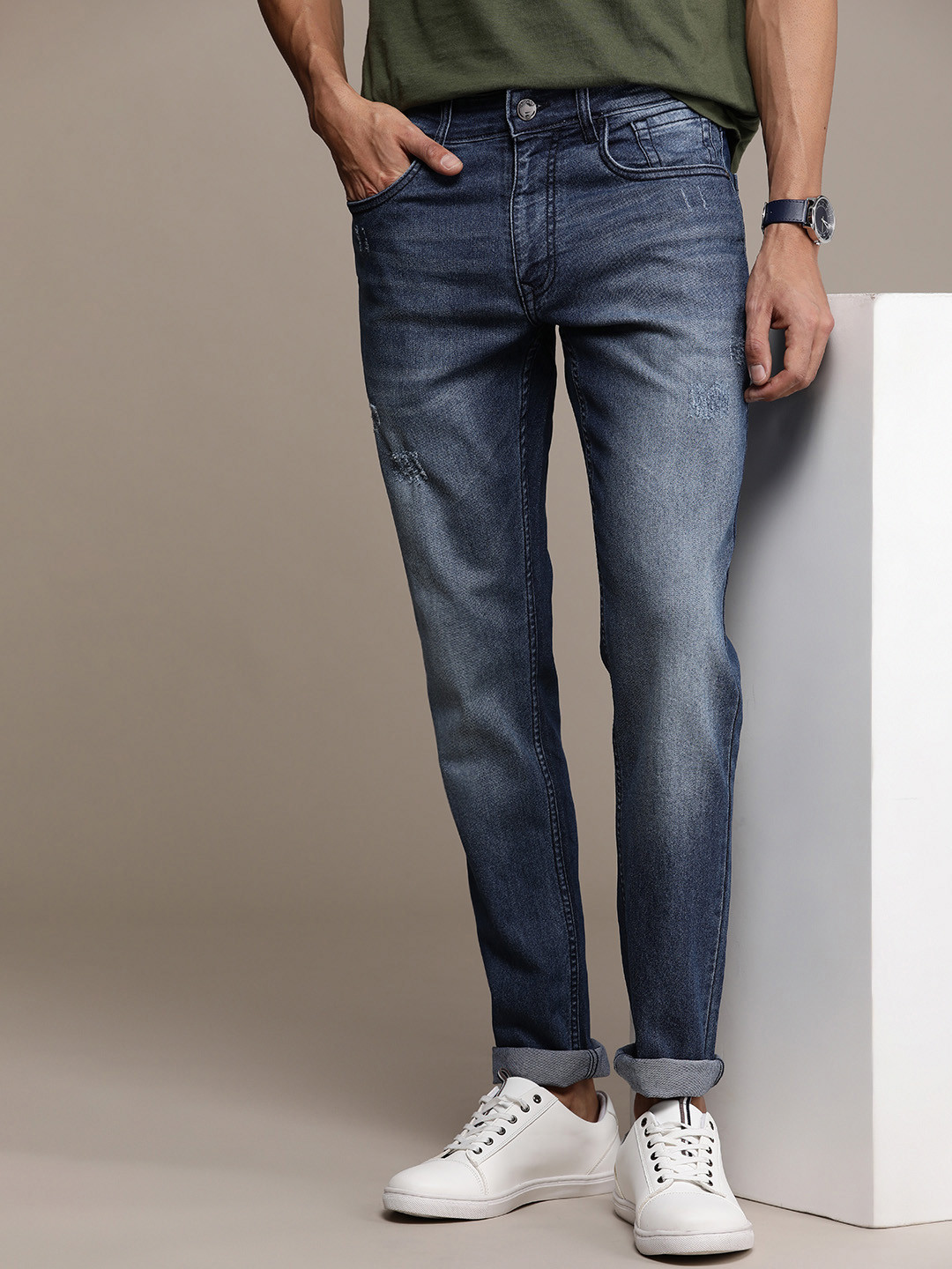 Buy WROGN Men Slim Fit Low Distress Heavy Fade Stretchable Jeans ...