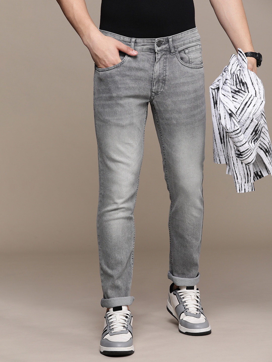Buy WROGN Men Heavy Fade Stretchable Jeans - Jeans for Men 25827890 ...