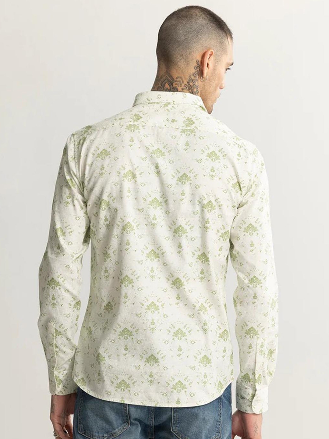 Buy Snitch Green Classic Slim Fit Floral Printed Pure Cotton Casual