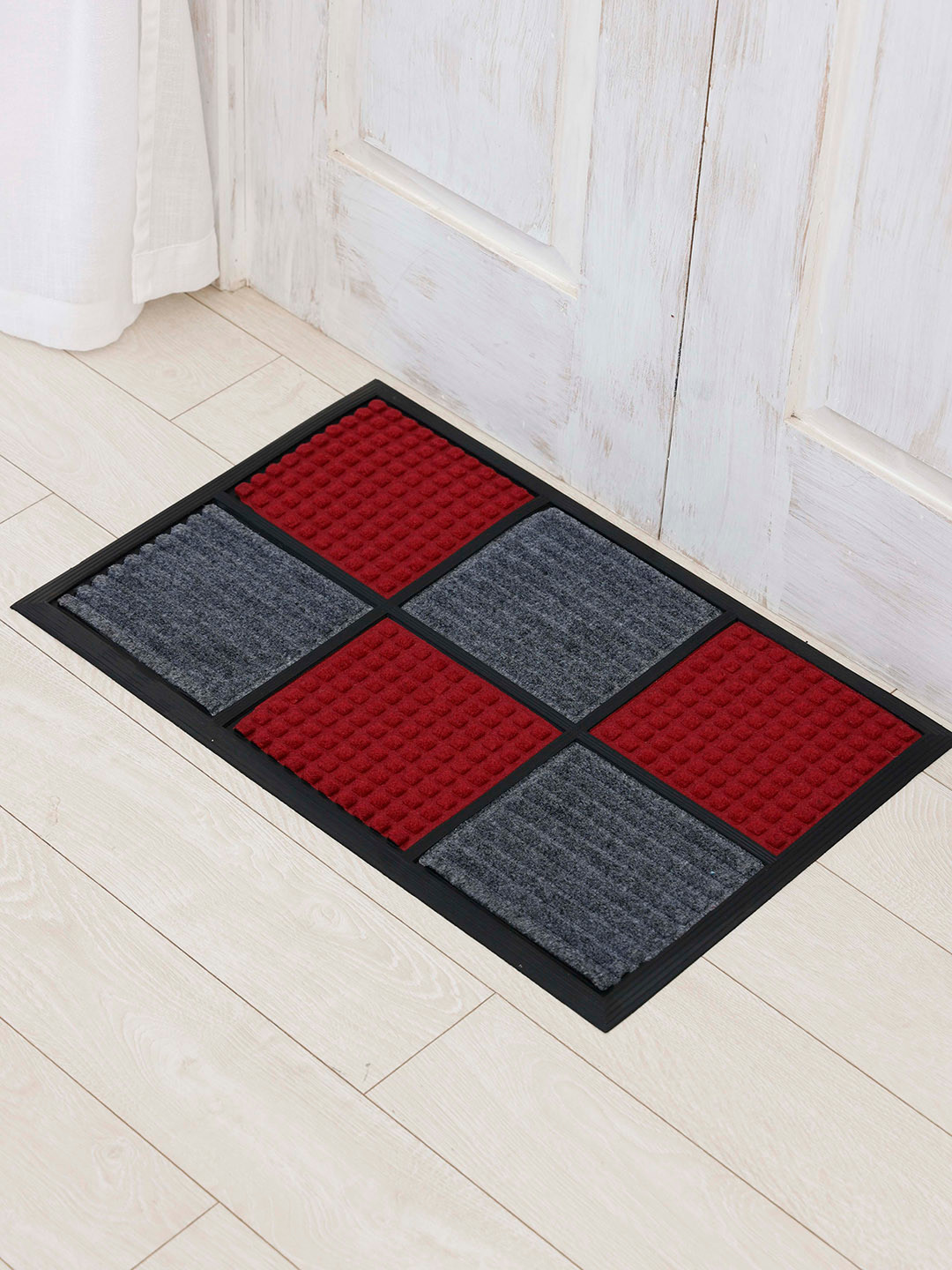 Buy Ariana Grey & Red Textured Anti Skid Doormat - Doormats for Unisex ...