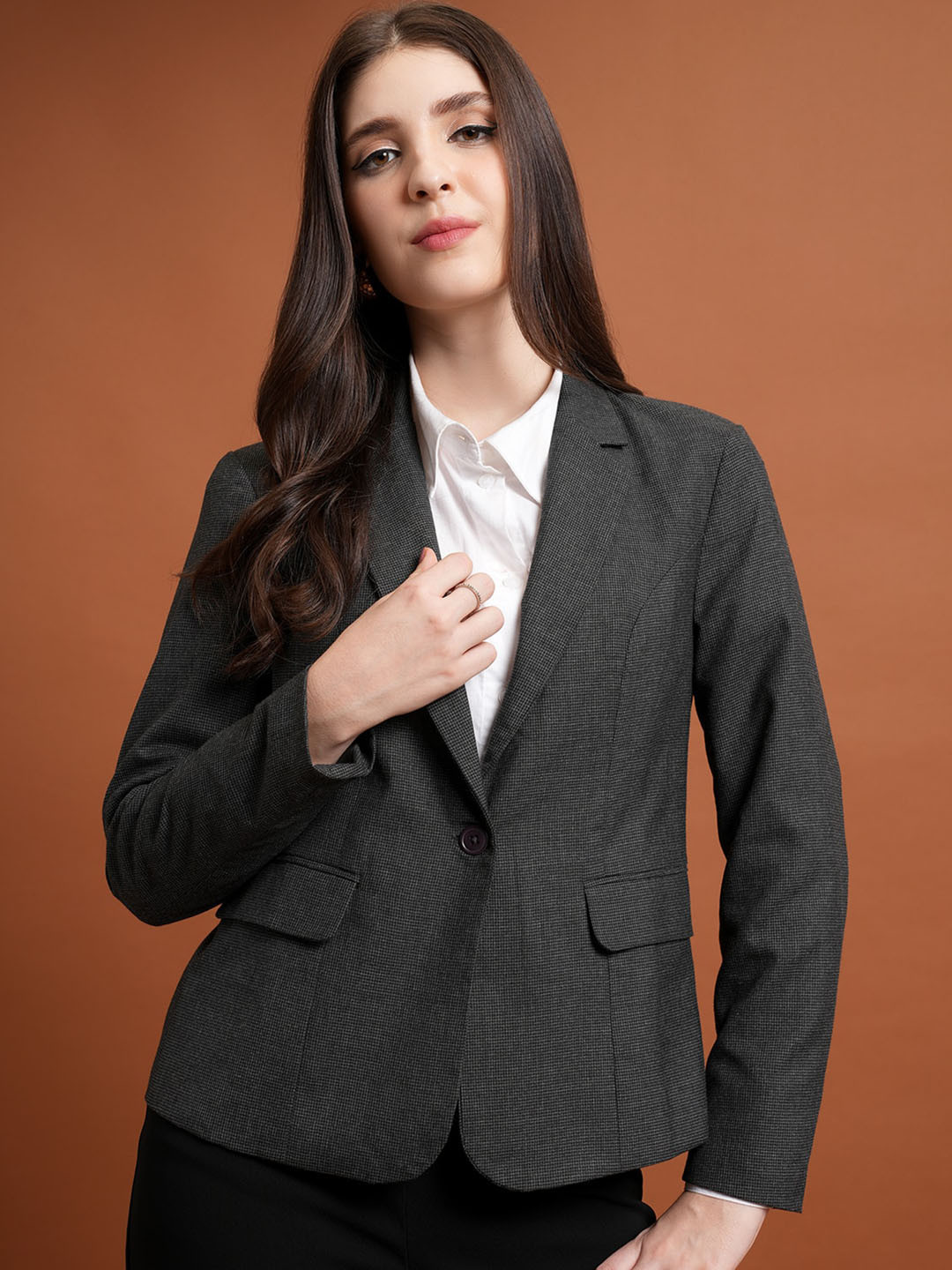 Buy CHIC BY TOKYO TALKIES Grey Single Breasted Blazers - Blazers for Women 25940514 | Myntra
