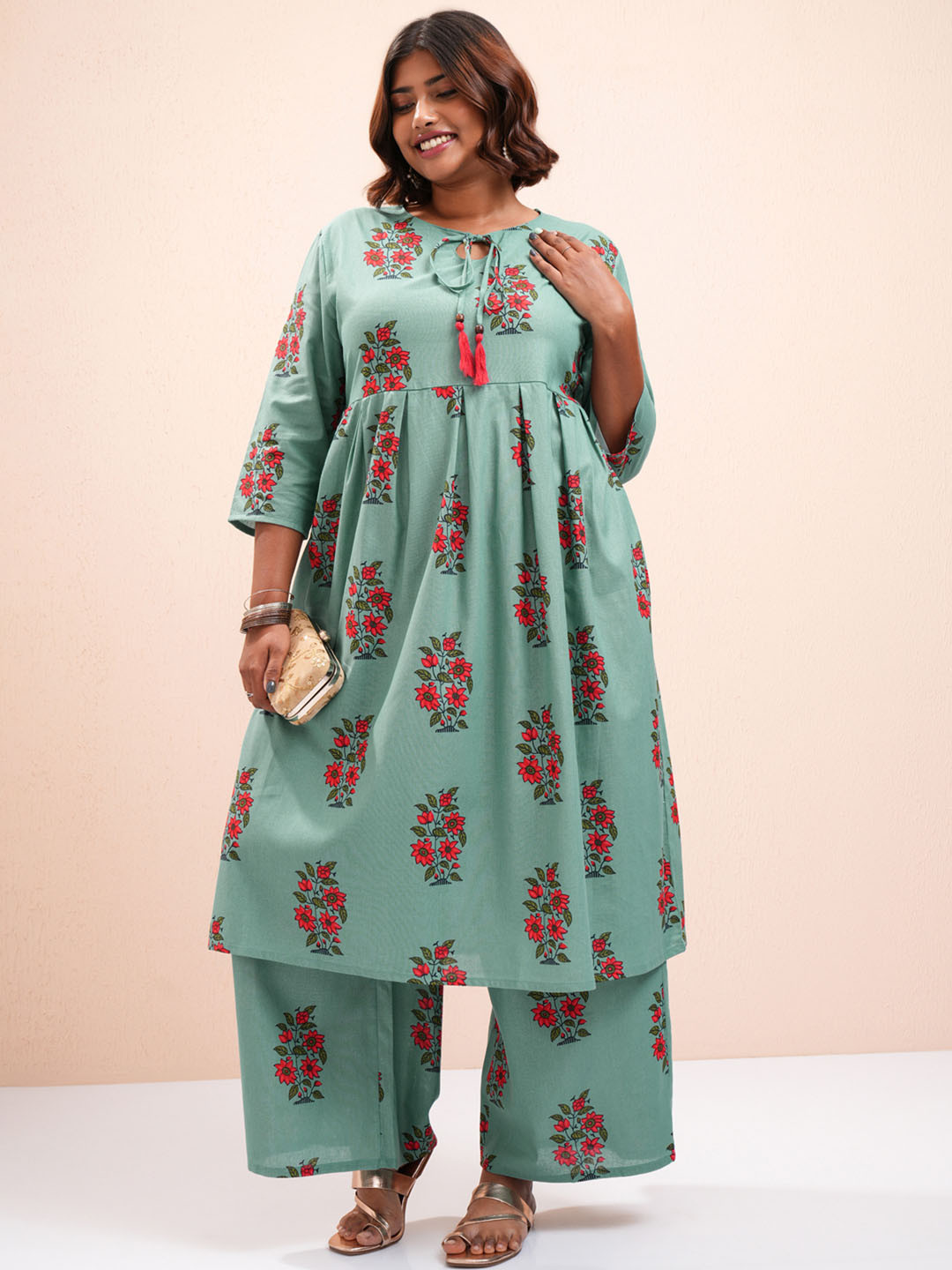 Buy Vishudh Women Plus Size Aqua Blue & Red Straight Kurta With Palazzo ...